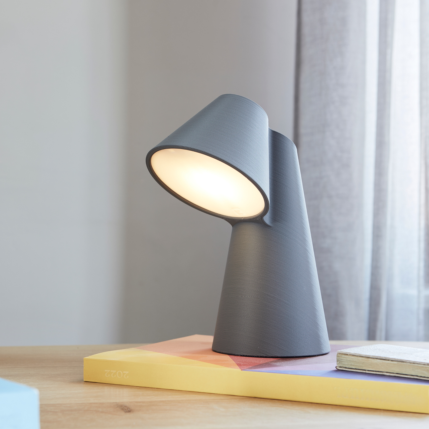 Monk – Table lamp